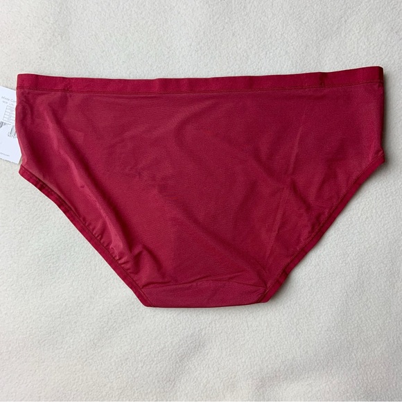 Le Mystere | Intimates & Sleepwear | Nwt New Le Mystere Red Infinite ...